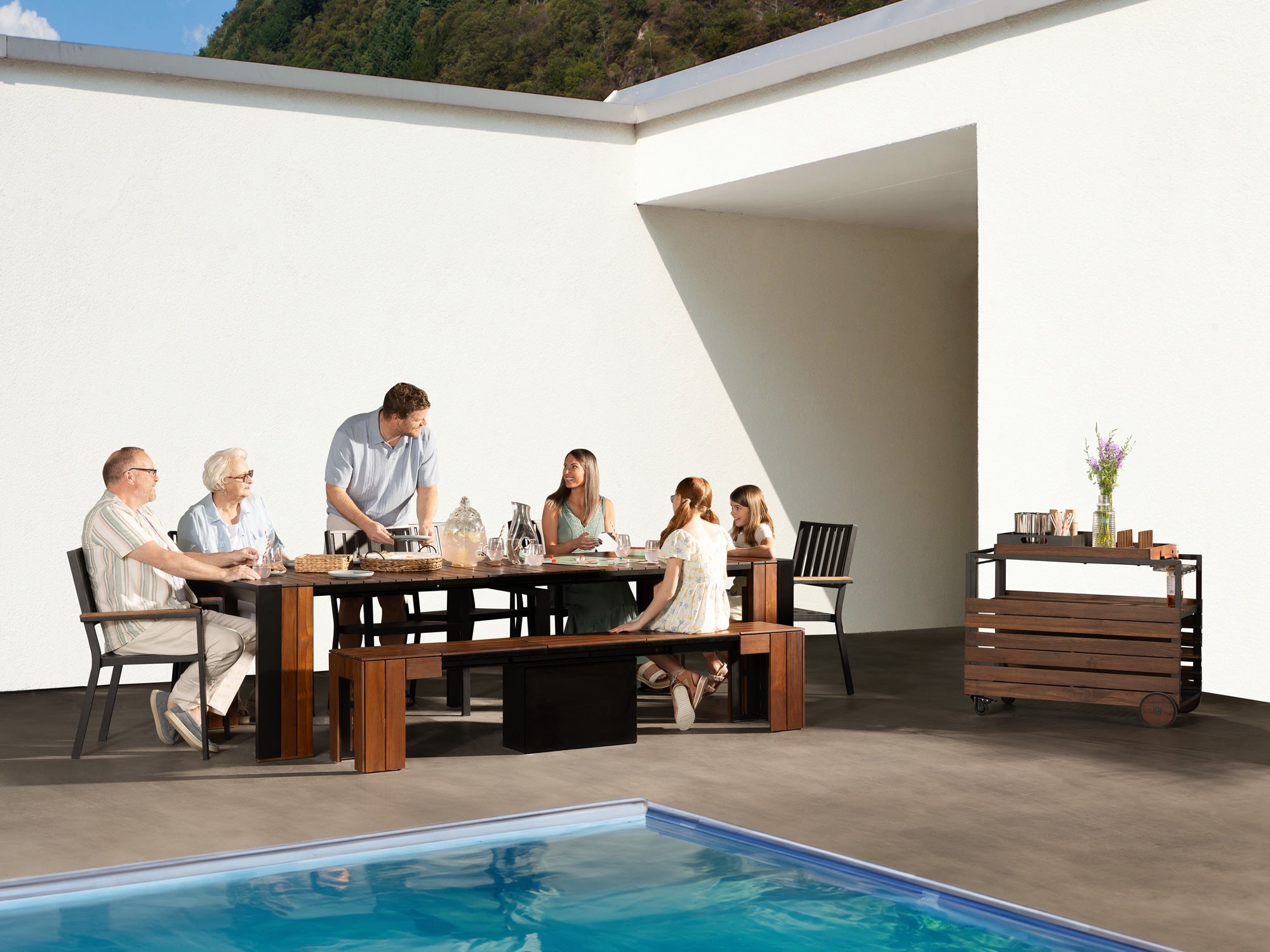 Extendable Outdoor Dining Table Set | Transformer Table