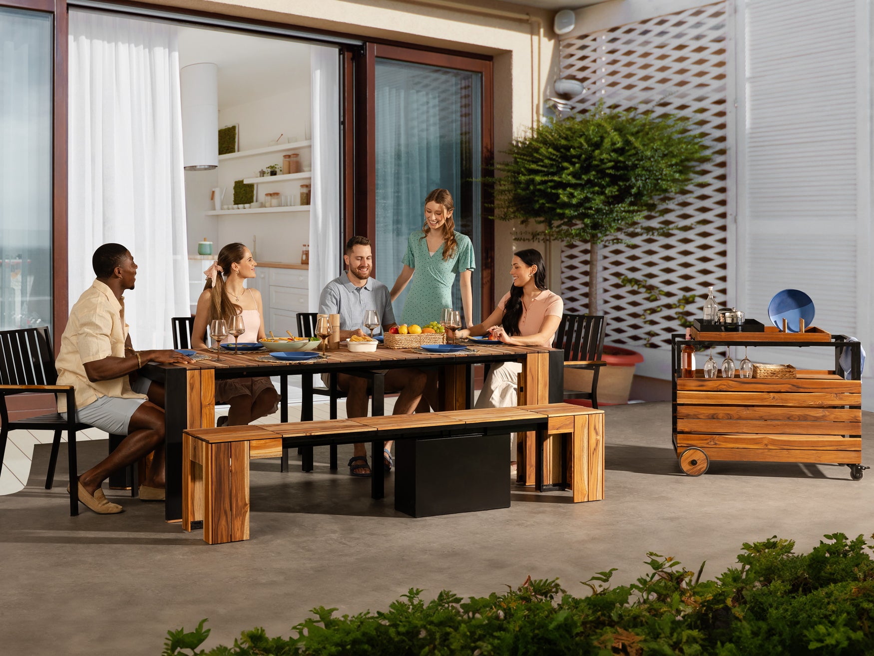 Extendable Outdoor Dining Table Set | Transformer Table