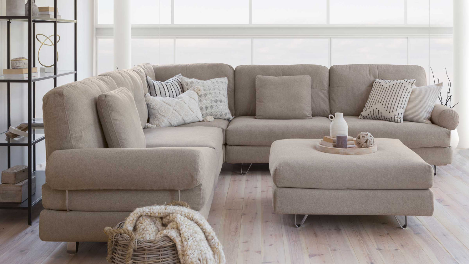 6 Seat Modular Couch | Transformer Table