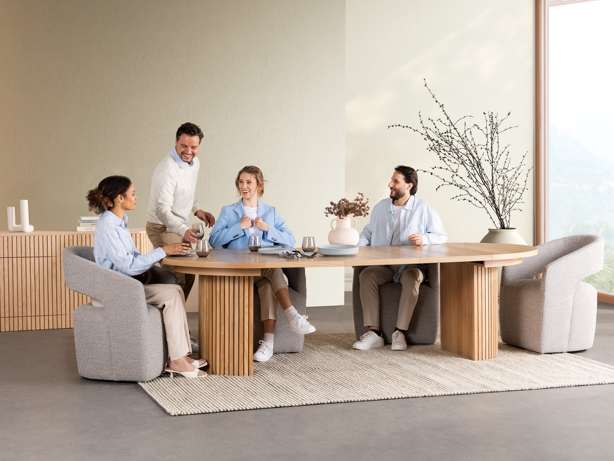 Round to Oval Dining Table | Transformer Table